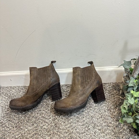 Born | Shoes | Born Mireille Platform Chelsea Boots Distressed Suede ...